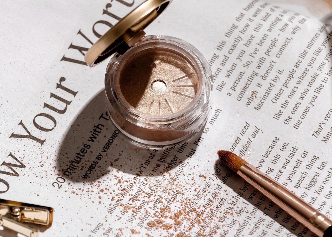 Makeup Products That Last All Day During Long Lectures